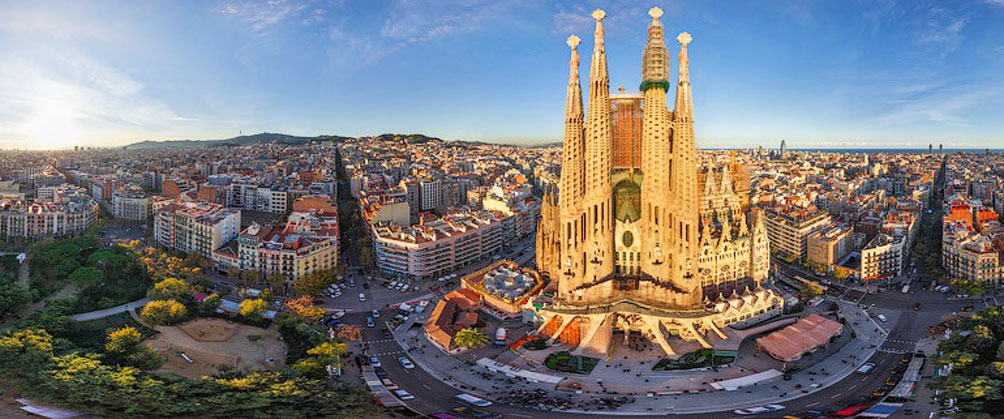 LE 5 COSE DA NON PERDERE ASSOLUTAMENTE A BARCELLONA – indiatravelyoga